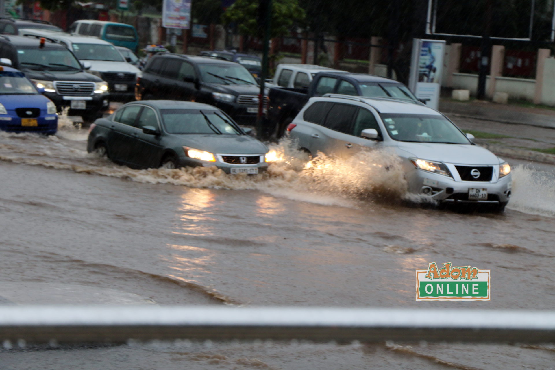 Exclusive photos of Accra flooding as Police rescue flood victims ...