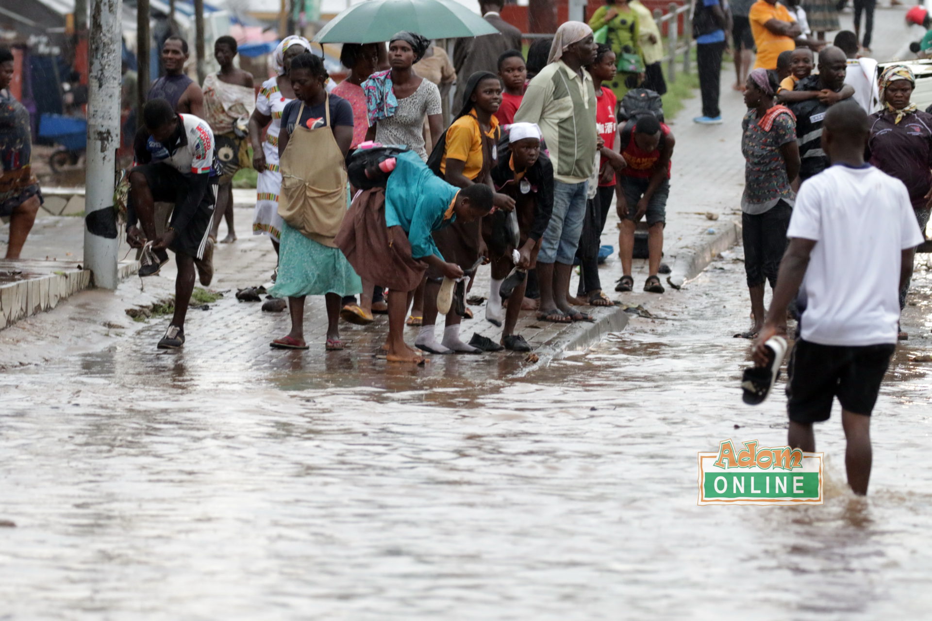 Accra flooded after Tuesday's heavy rains - Adomonline.com
