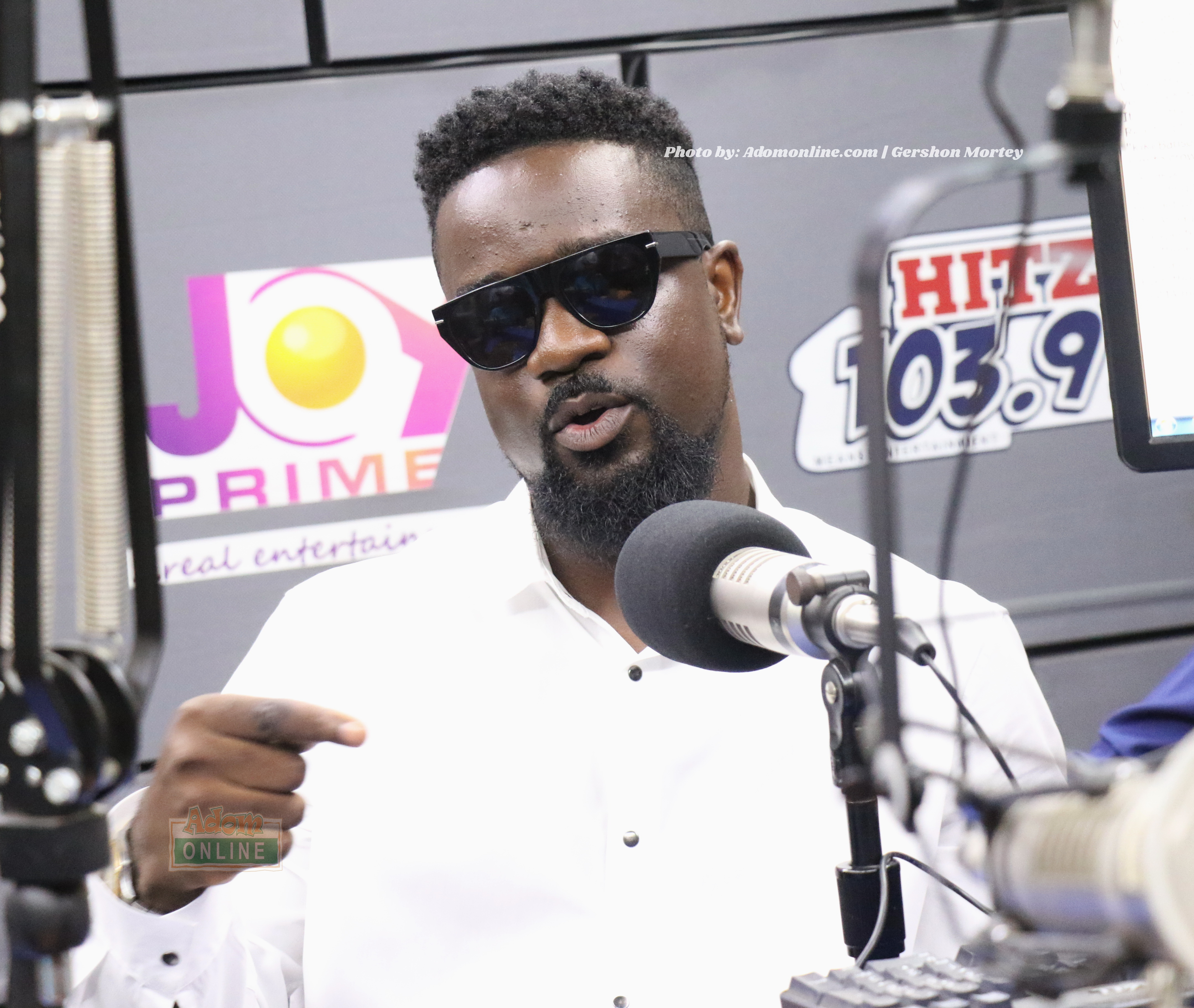 #EndSARS: Sarkodie joins Nigeria to fight against police brutality