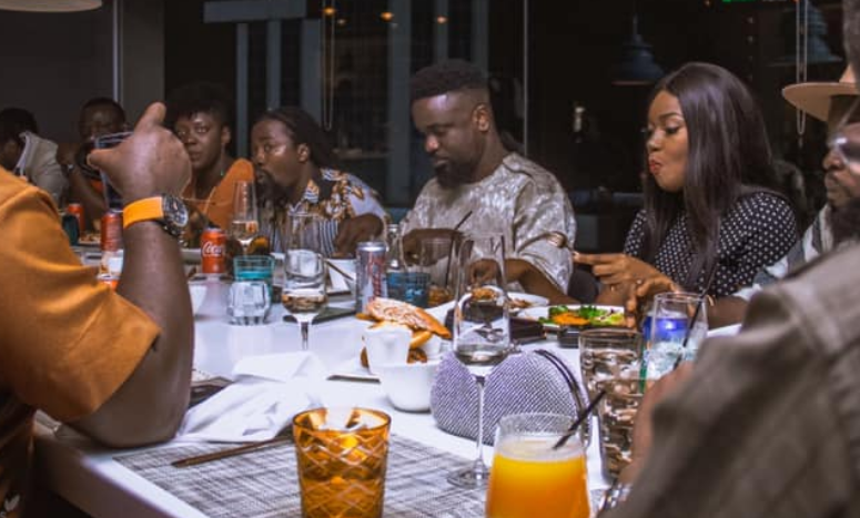 Photos from private 'Last Two' dinner party held in honour of Obrafour ...