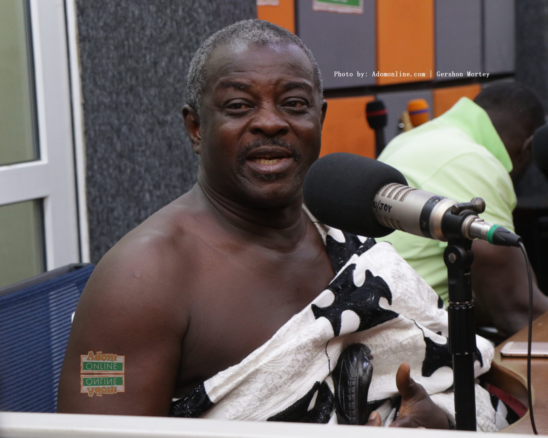 Akyem Kwabeng chief to sue DCE over citing of market - Adomonline.com