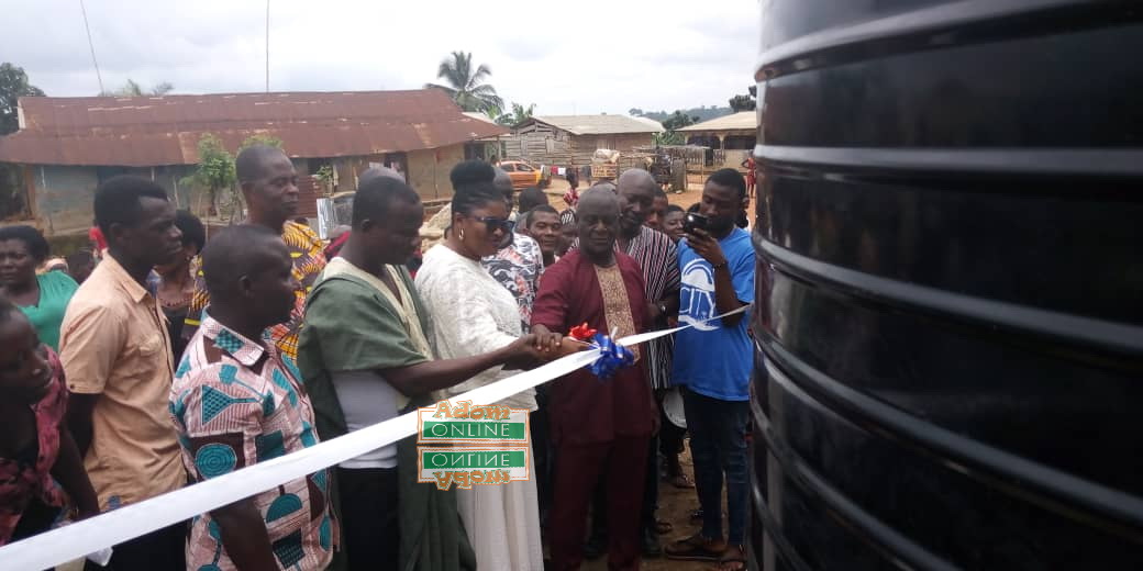 Photos: Gifty Klenam donates borehole to Asamankese community on ...