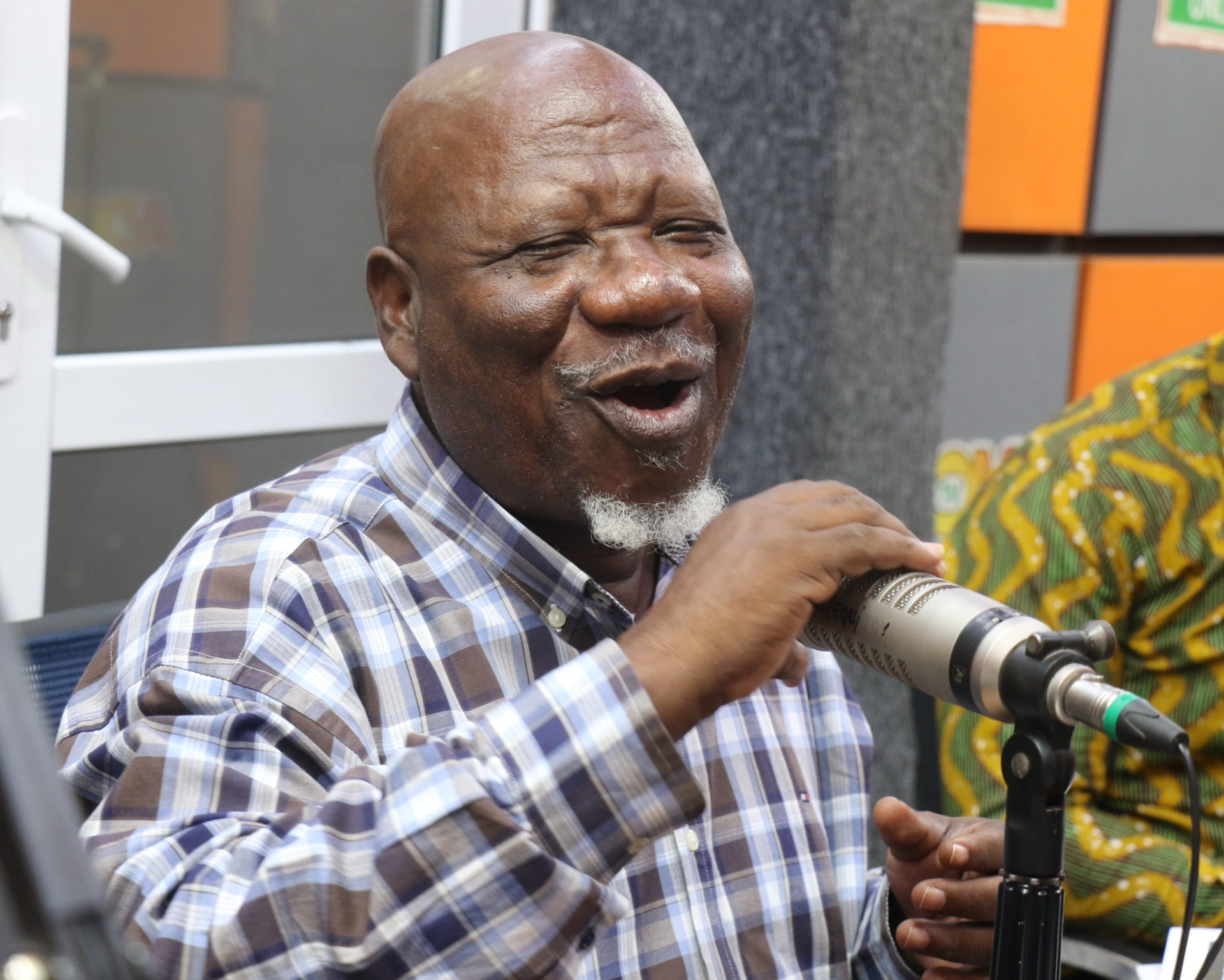 Allotey Jacobs takes COVID-19 vaccine, shares experience - Adomonline.com