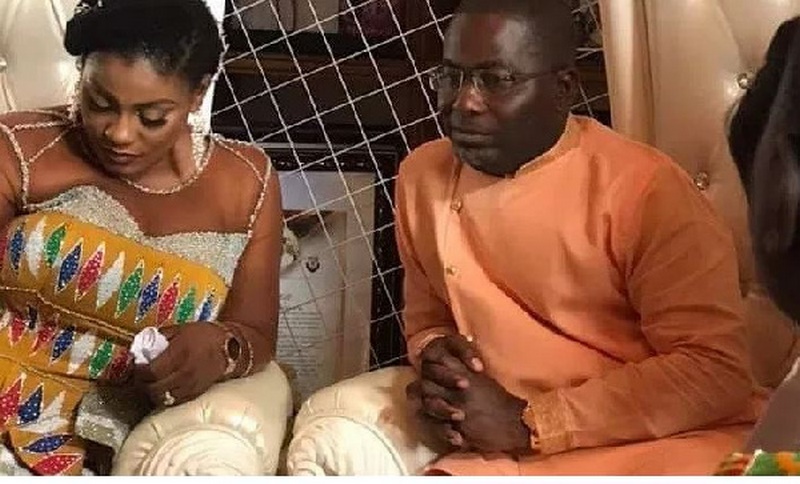 Photos: Charles Bissue, Deputy Information Minister Dokua tie the knot ...