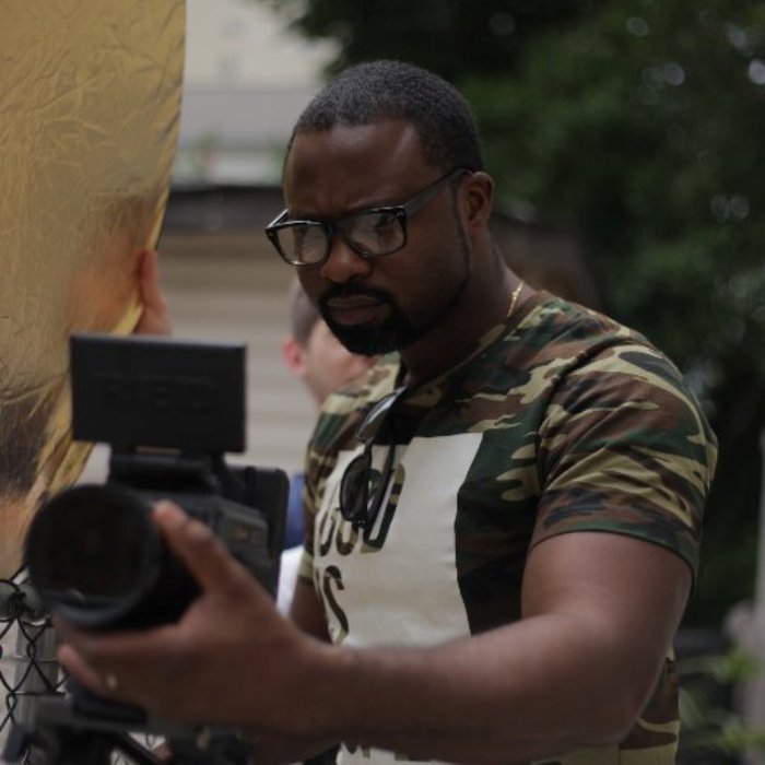 Movie director declares 'war' on actors with bad breath and body odour ...