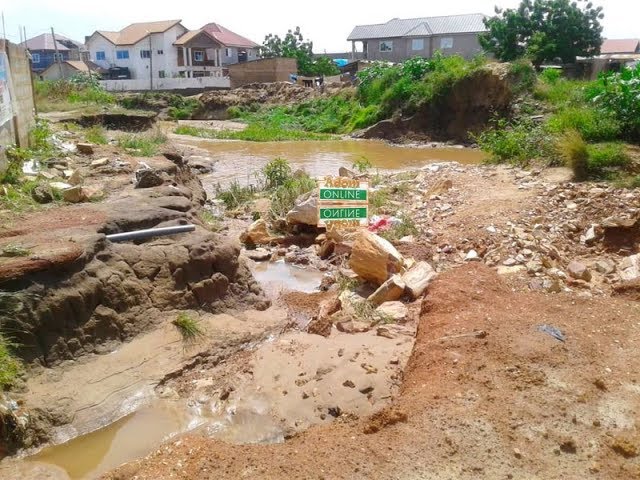 Video: Poor drainage system poses danger at Adentan - Adomonline.com