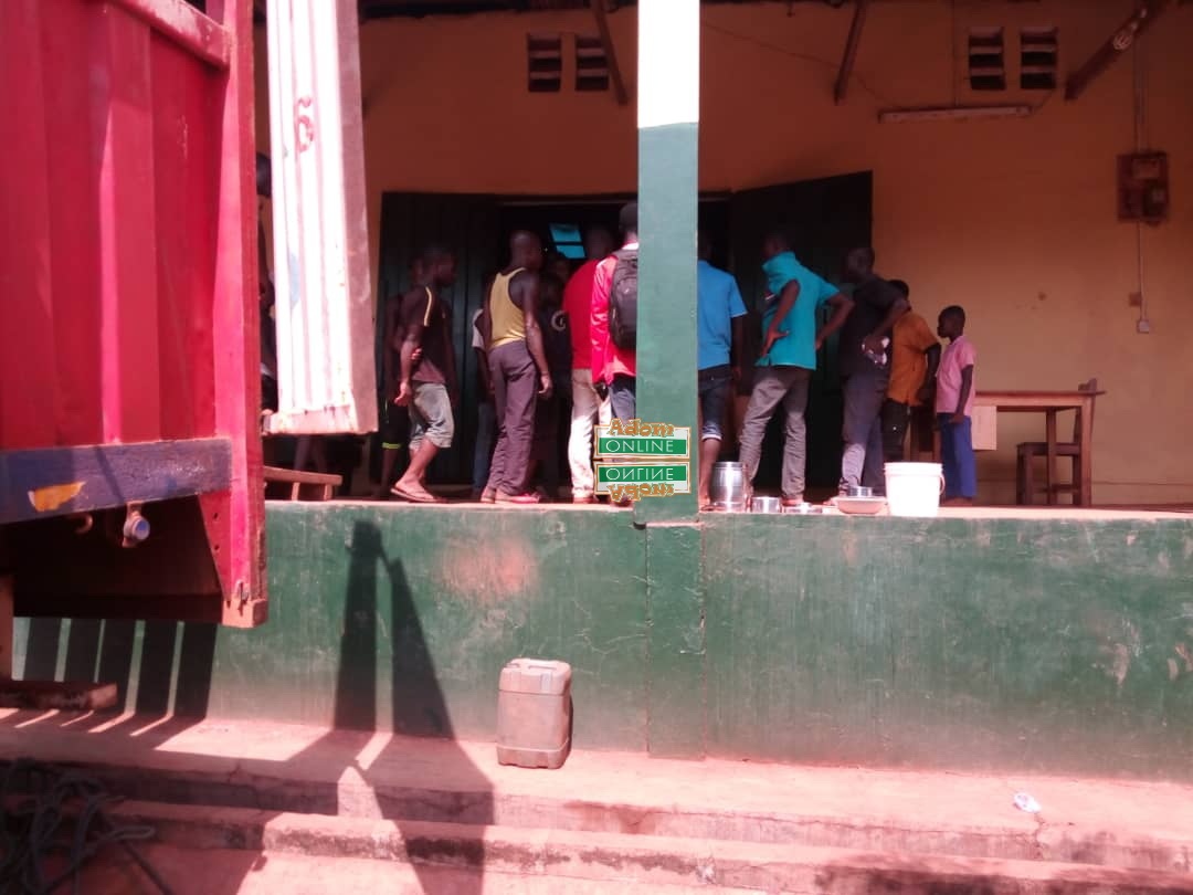 Photos+Audio: Robbers strike again; rob cocoa depot at Juaboso ...