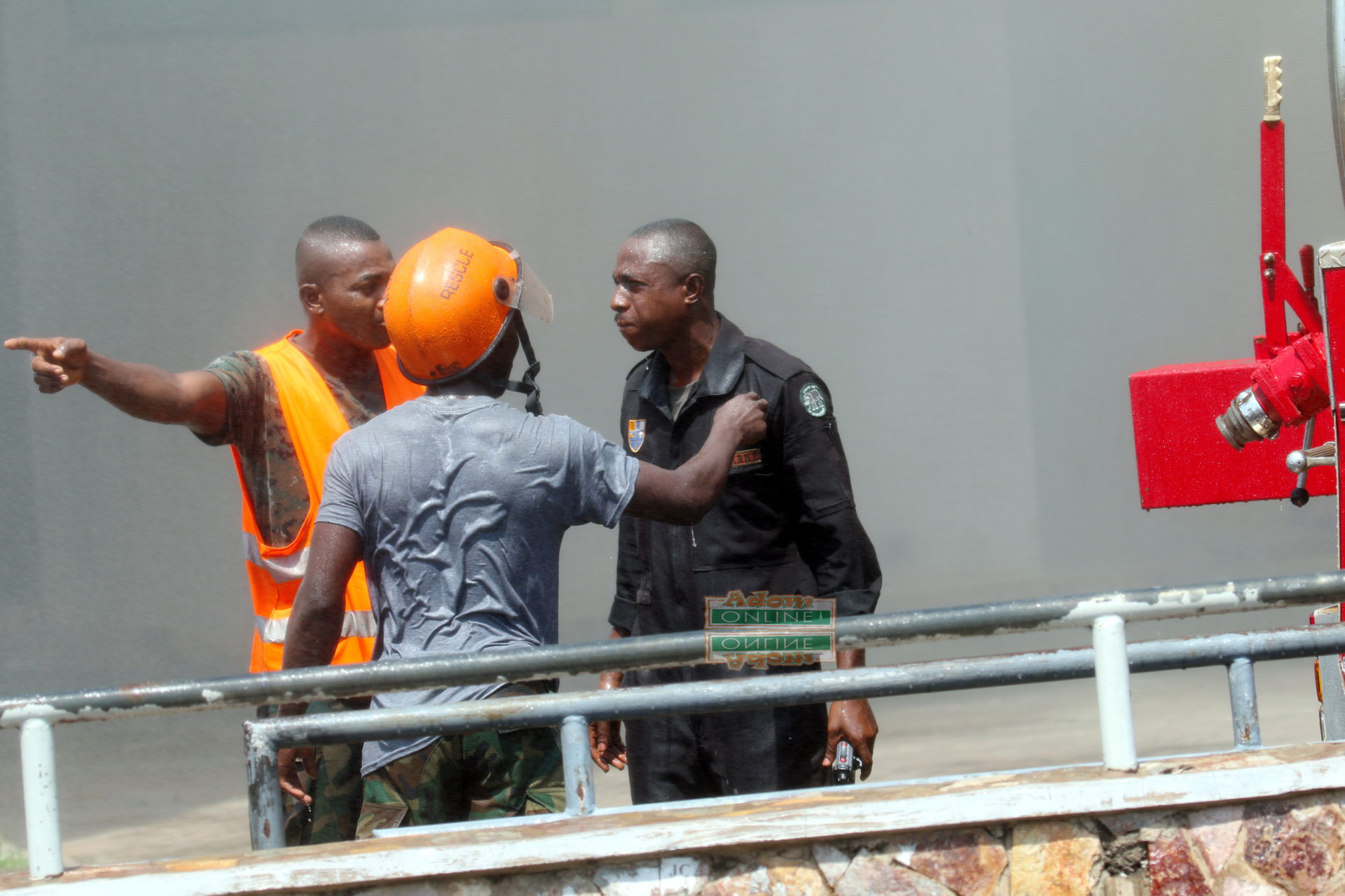Exclusive photos of firefighters in action at GRA office in Accra ...