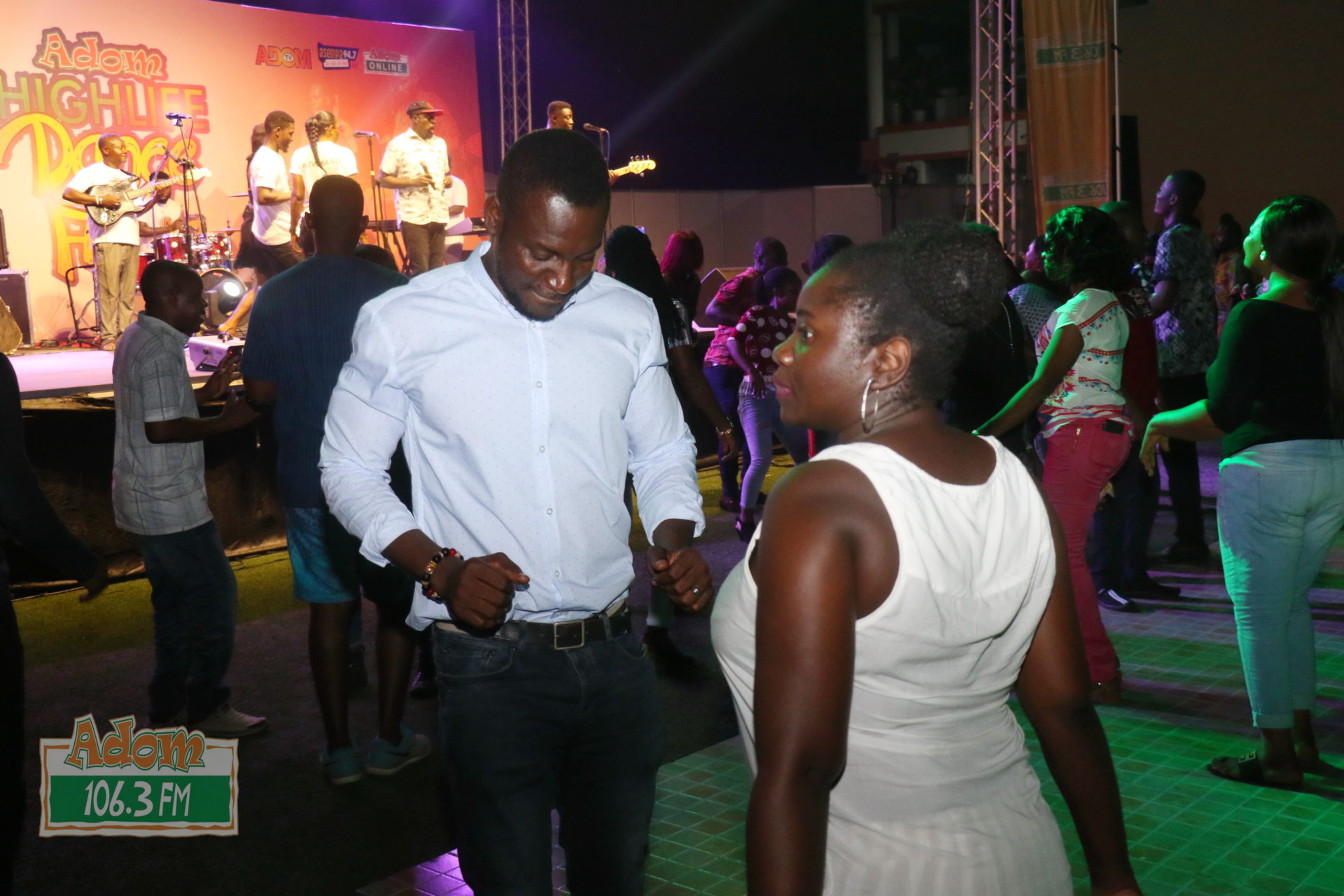 Adom Highlife Dance Fiesta: Oheneba Kissi climaxes show in style [Video] - Adomonline.com