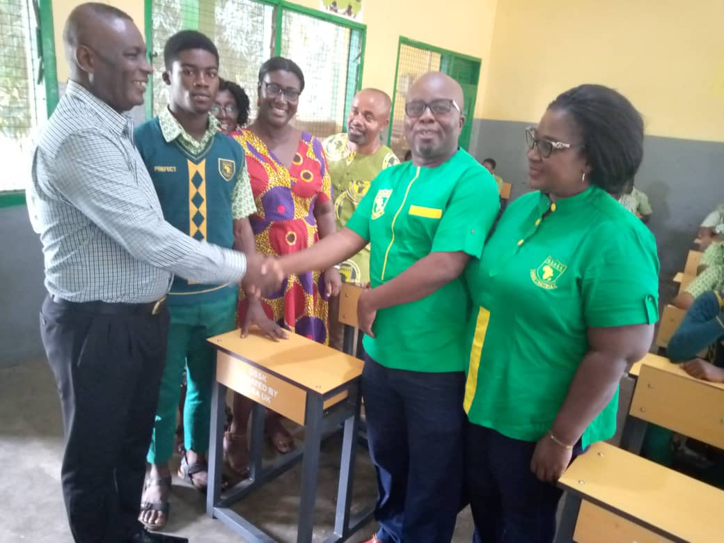 GHANASS 85 year group donates desks to Alma mata - Adomonline.com