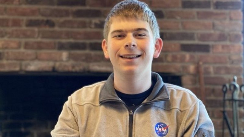 Meet the NASA intern who discovered a new planet on his third day ...