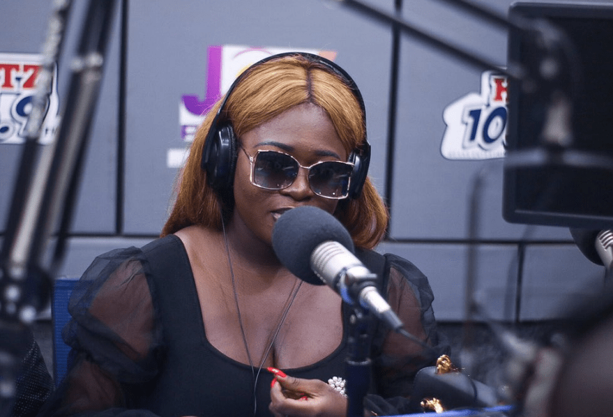 My soul leaves my body when I’m on stage performing – Sista Afia [Video ...