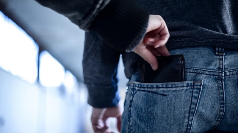 This man’s reason for pick-pocketing will shock you [audio ...