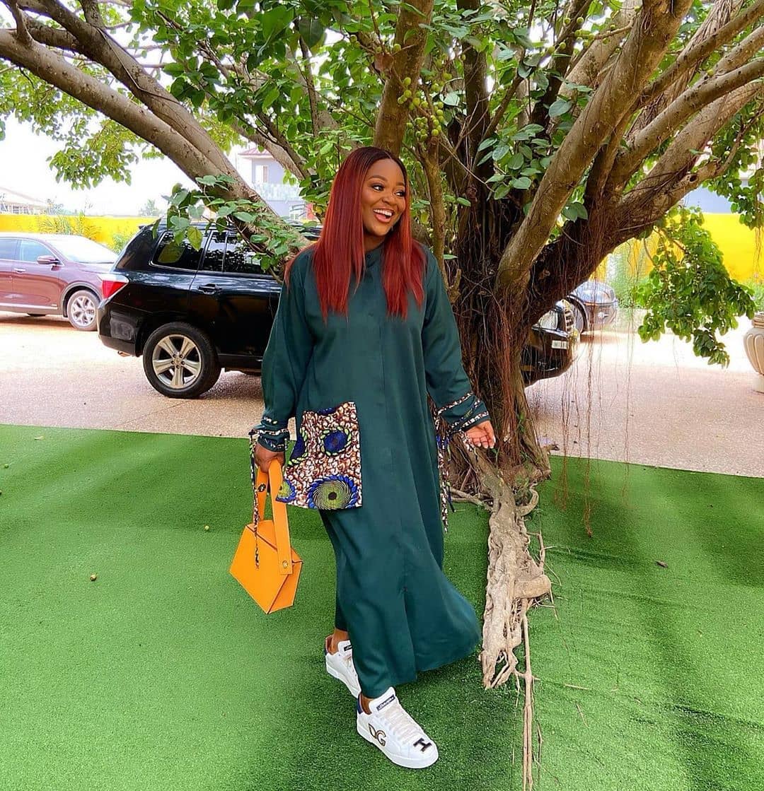 Jackie Appiah puts her plush sitting room on display (Video ...