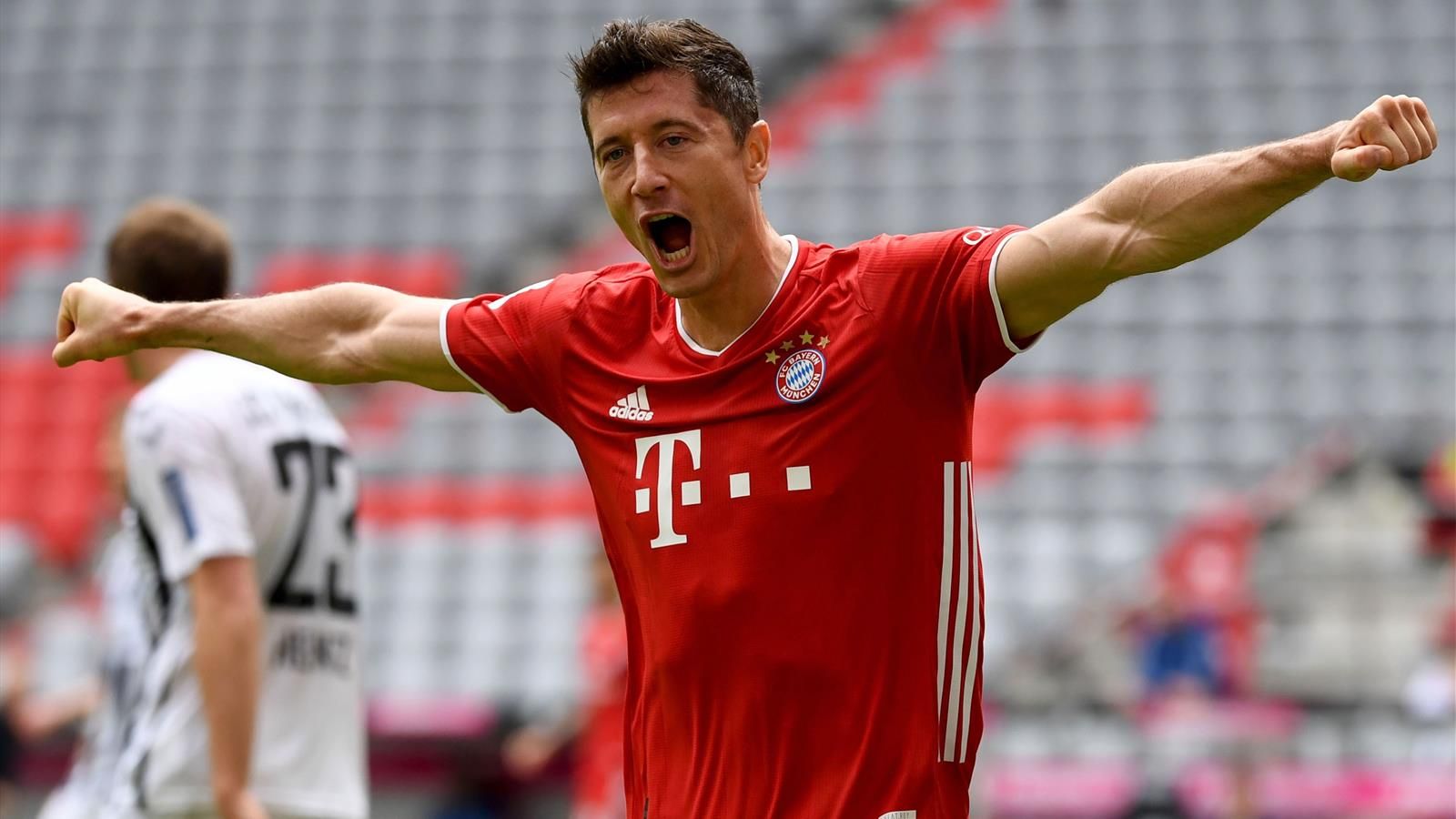 Lewandowski struck twice as champions Bayern Munich cruise to victory ...