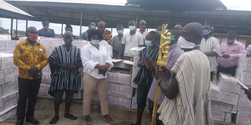 Gifty Klenam donates towards WC facilities in Lower West Akim [Video ...