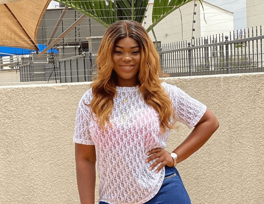 Akua GMB puts her beautiful curves on display [Photos] - Adomonline.com
