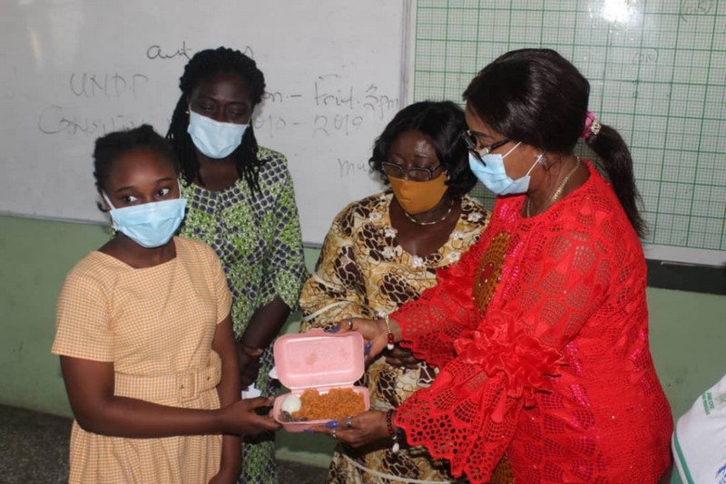 Free hot meal a day for JHS pupils begins - Adomonline.com