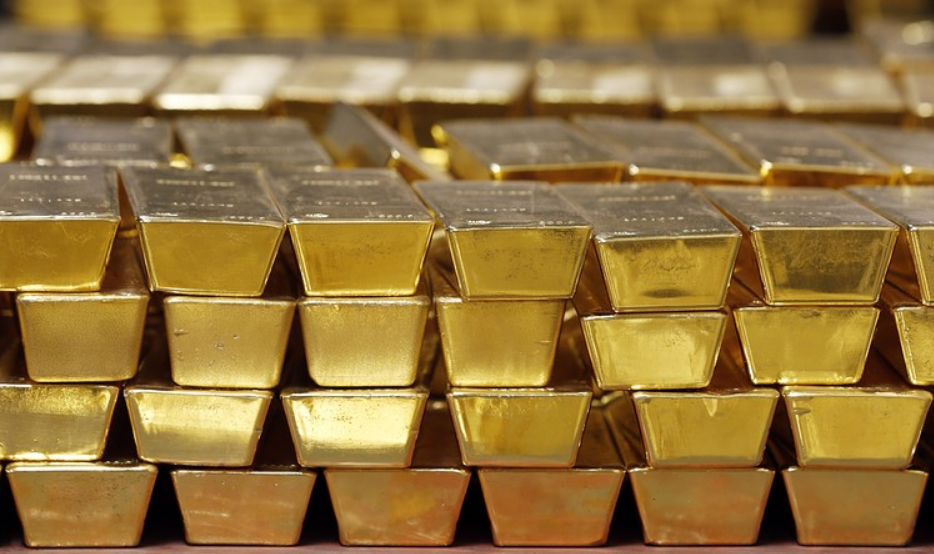 Newmont sells gold to BoG to boost country's reserves - Adomonline.com