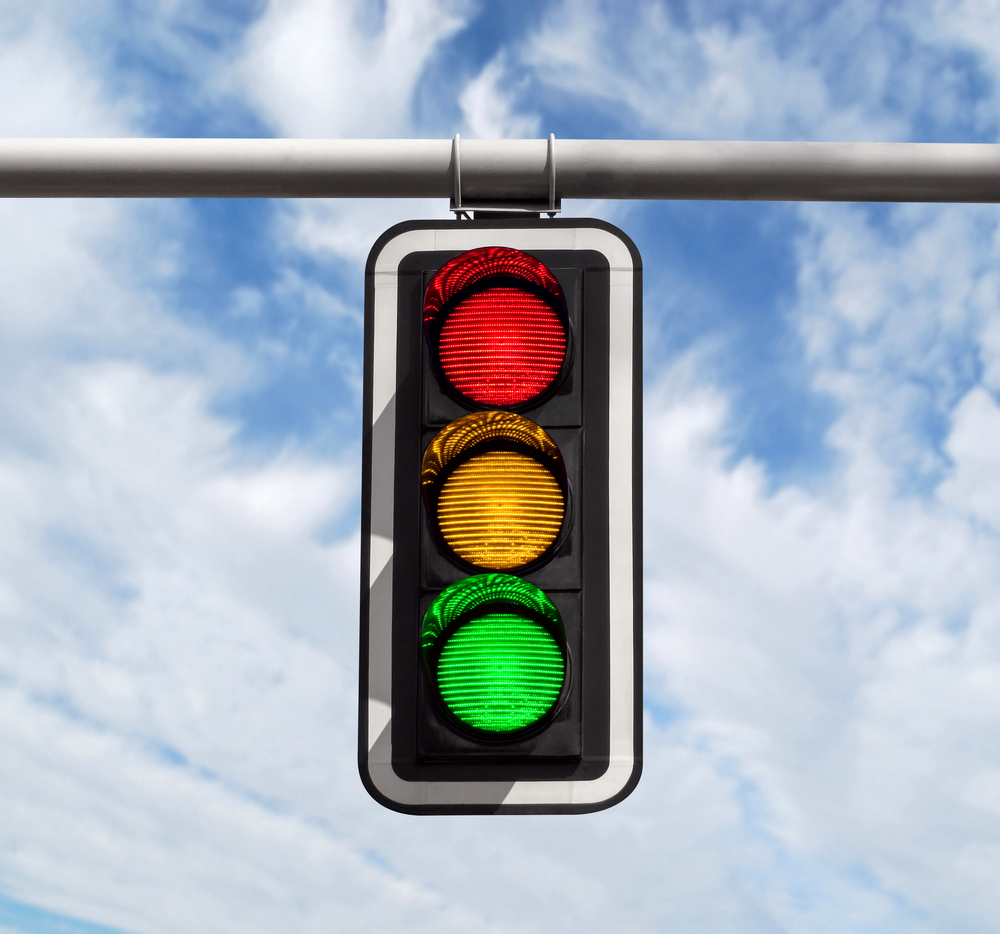 5-day-old revamped Anyaa-Fanmilk traffic light destroyed - Adomonline.com