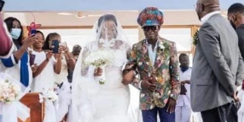 Kojo Antwi walks loyal fan down the aisle [Photo] - Adomonline.com