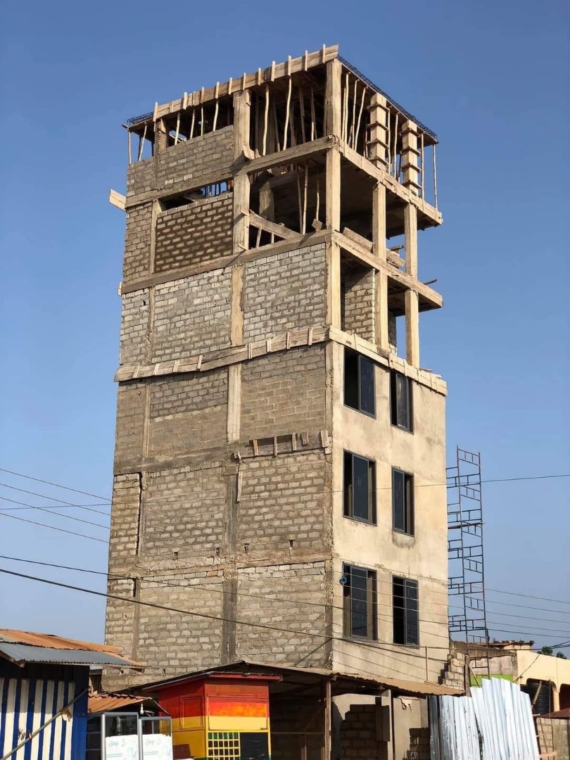 EPA orders demolition of 'deathtrap' storey building [Photo ...