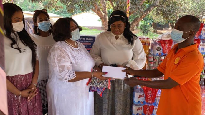 Late Courage Quashigah’s family marks 11th anniversary with donation to ...