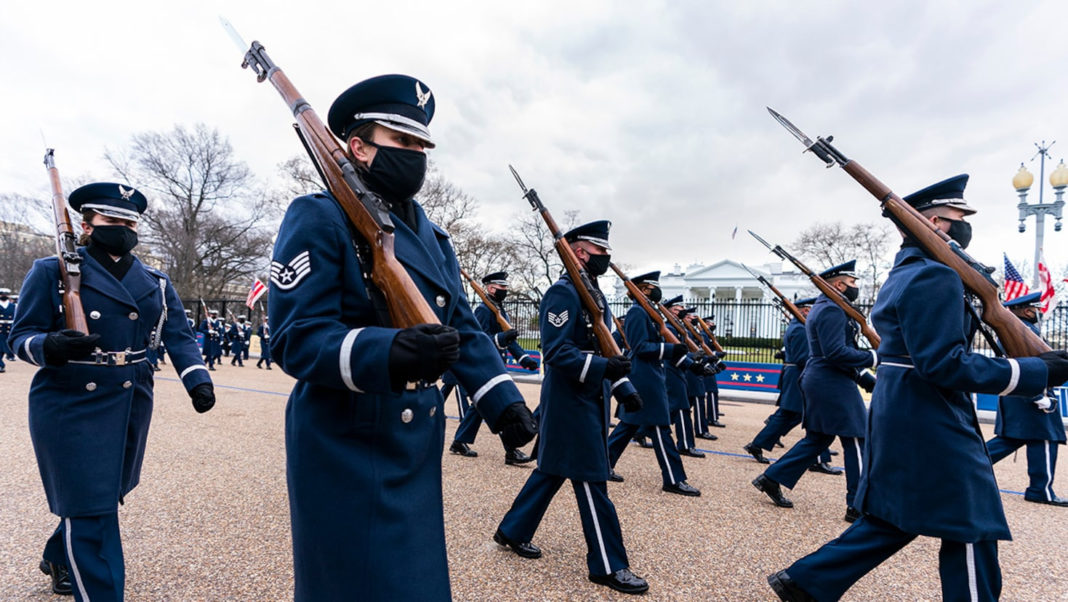 Military troops rehearse ahead of Joe Biden's inauguration [Photos ...