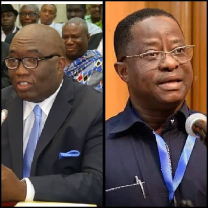 Joe Ghartey prays for Peter Amewu - Adomonline.com