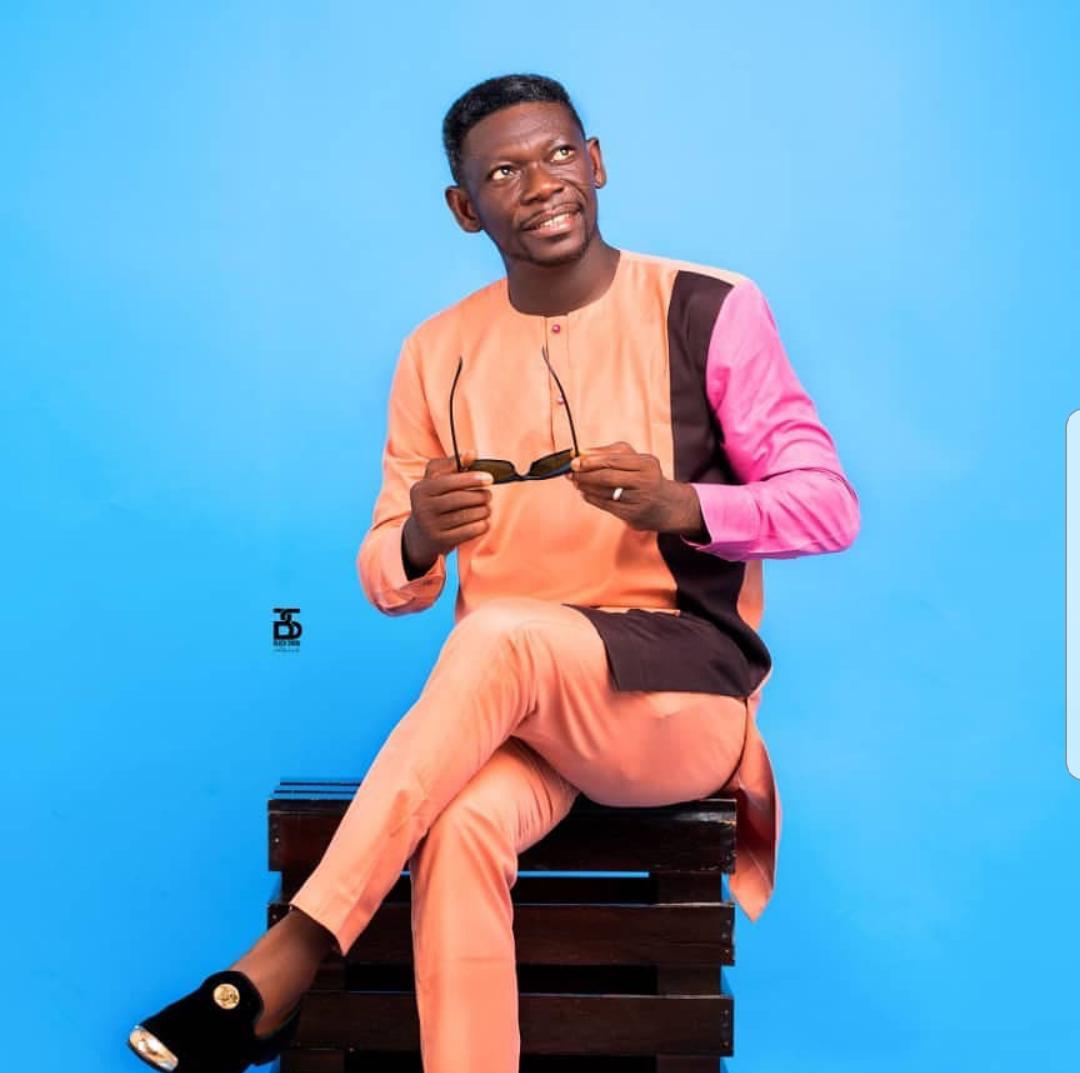 Agya Koo's latest photos pop up, celebs react - Adomonline.com