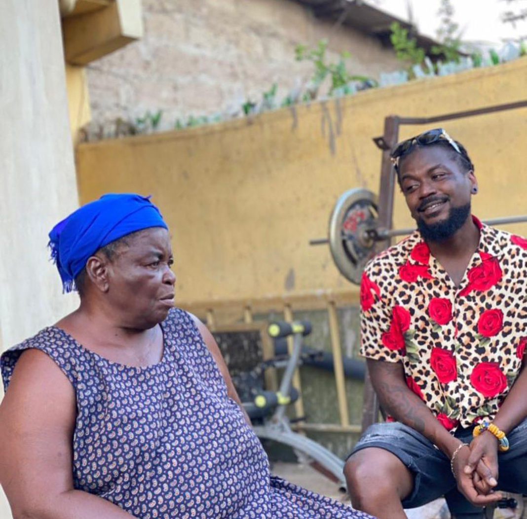 Highgrade Family: Check out rare photos of Samini's mother - Adomonline.com