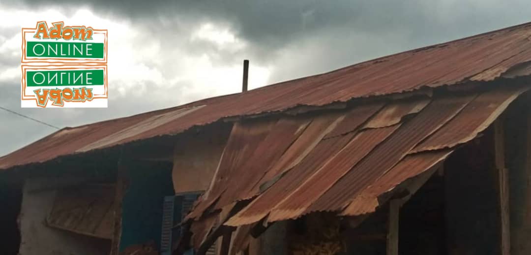 Eight including 4 pupils injured after school building collapses ...