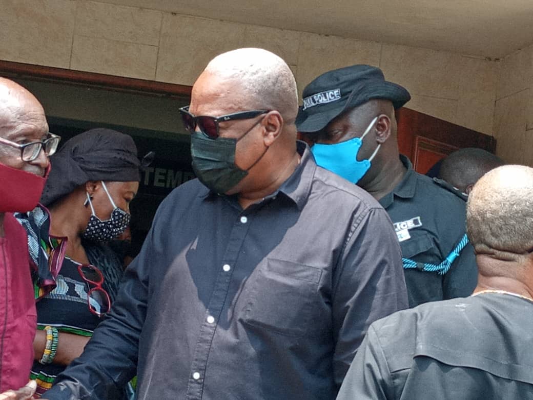 Mahama mourns after being hit with sad news - Adomonline.com