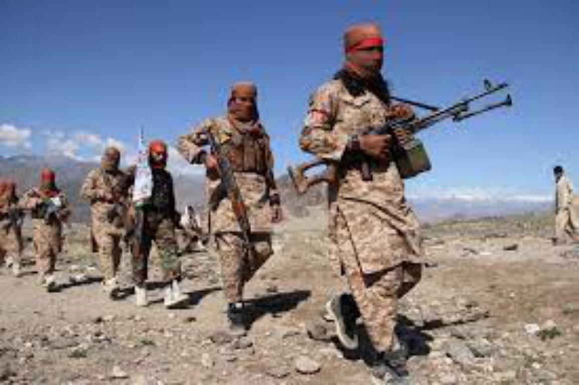 Taliban fighters take over gym at American base in Kabul [Video ...