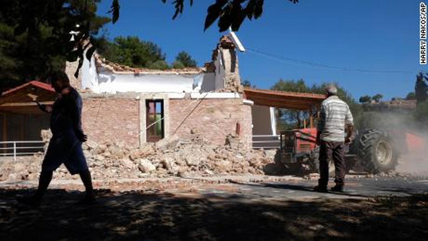 One dead, buildings damaged as earthquake strikes Greek island of Crete ...