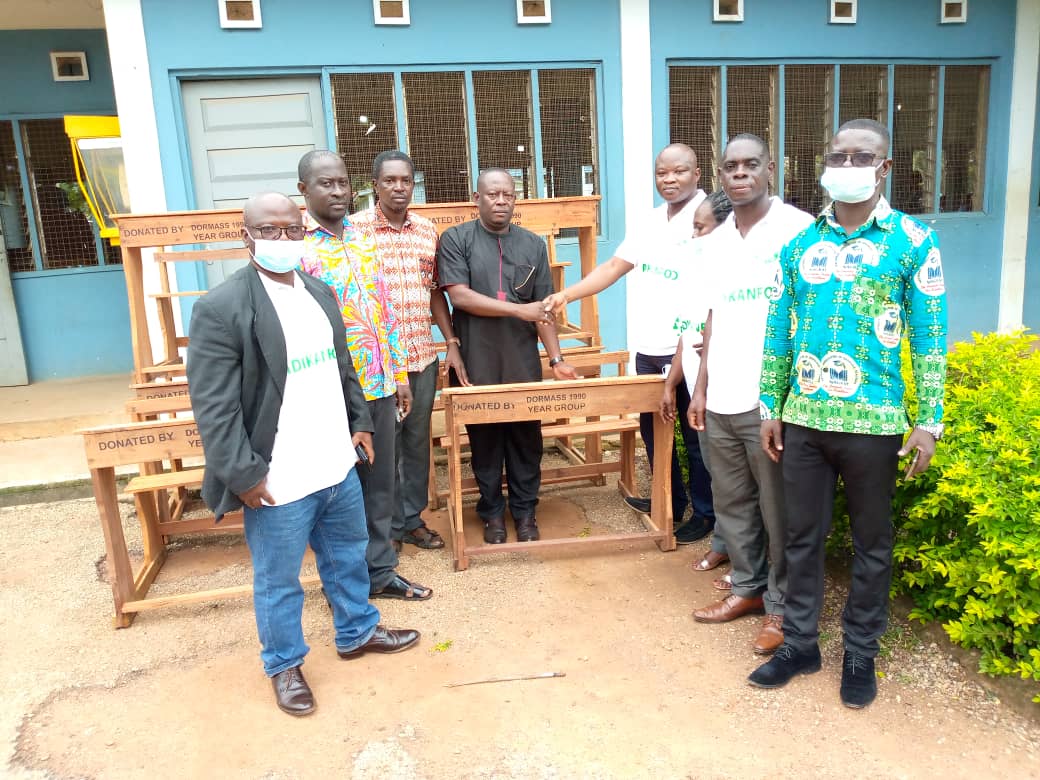 Dormaa Senior High School's 1990 Year Group donates desks to alma mater ...