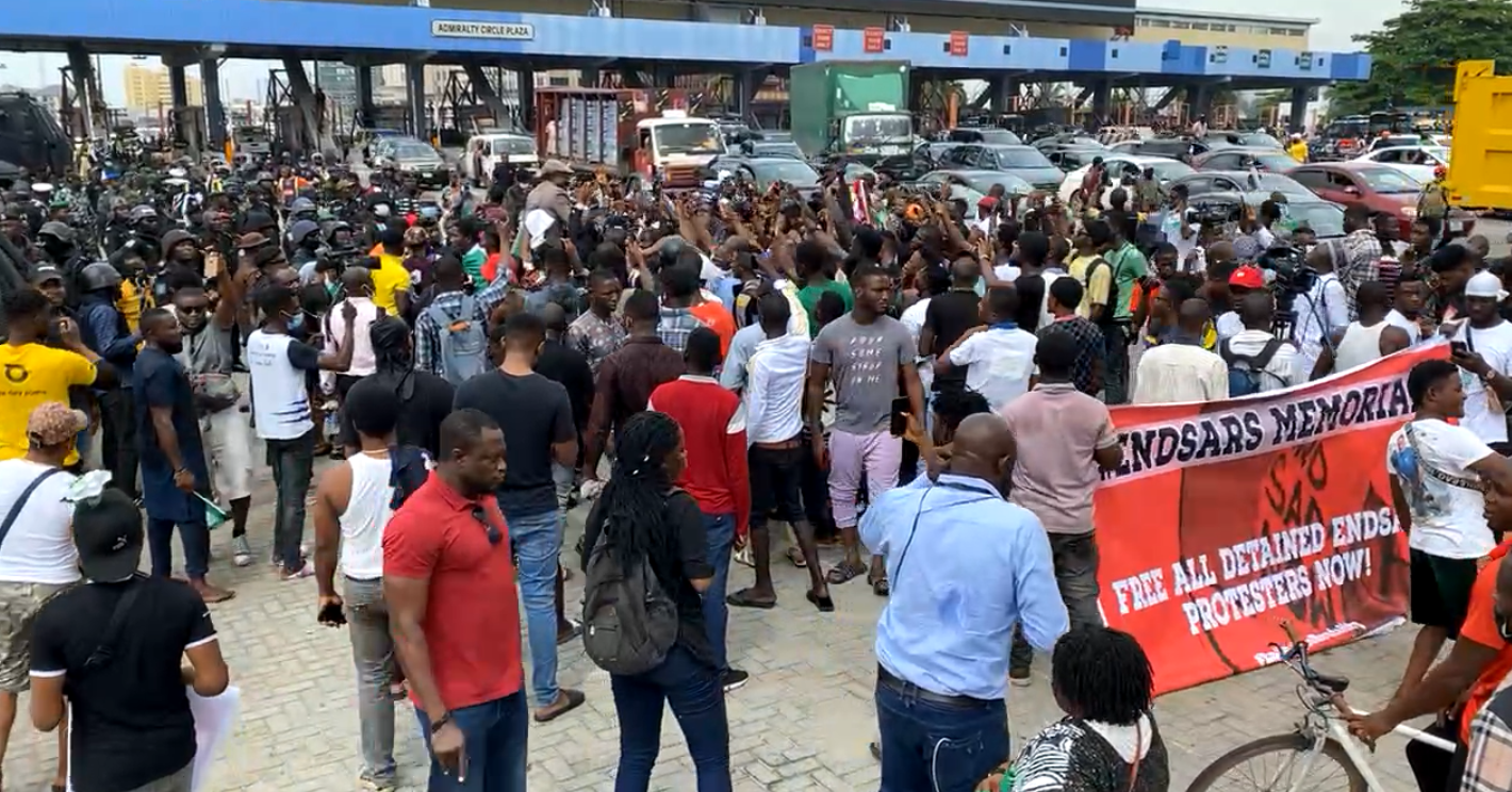#EndSARS: Tension in Lagos as Nigerians mark one year memorial ...