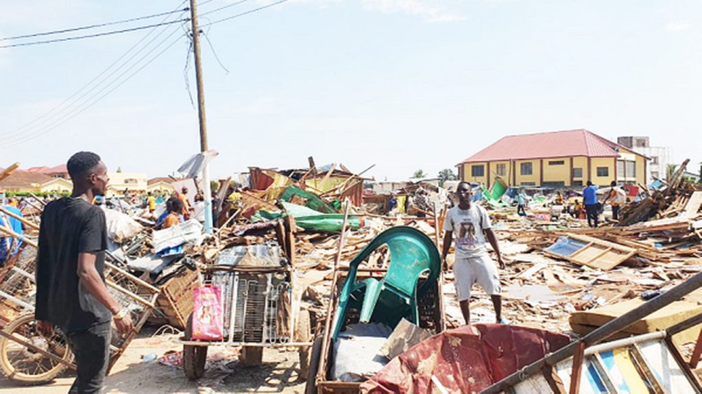 Spintex Road slum demolished - Adomonline.com