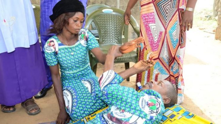 I will love him till the end - Lady weds bedridden lover [Photos ...