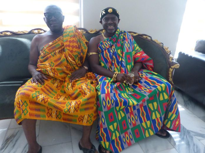 Otumfuo rekindles relationship with Awuah-Darko family [Photos] - Adomonline.com