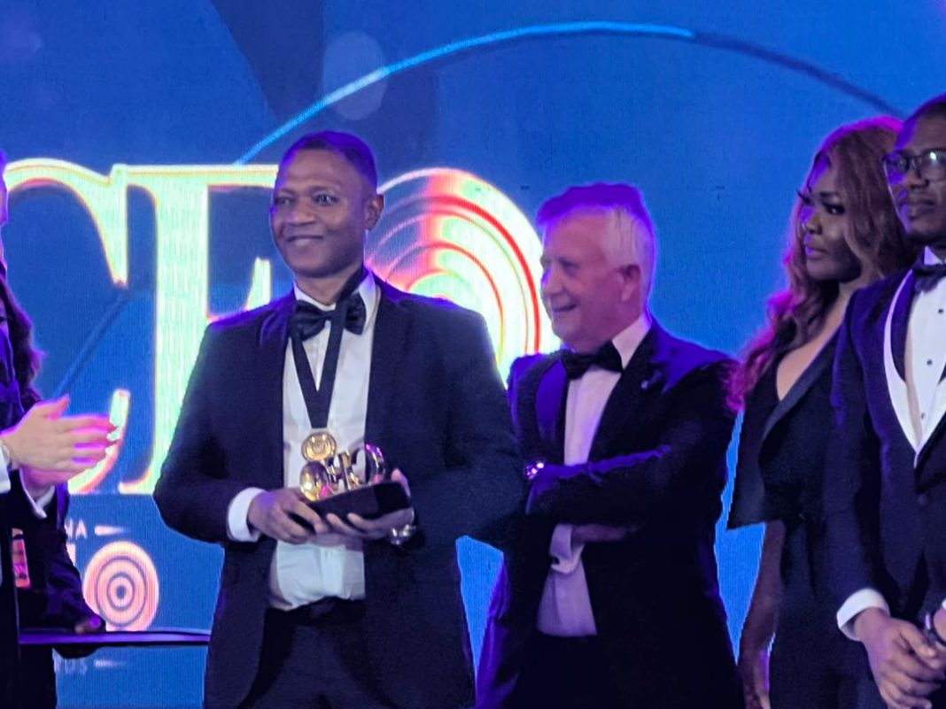 CEO of Ghana Link Network Services Ltd honored at 2022 maiden Ghana CEO ...