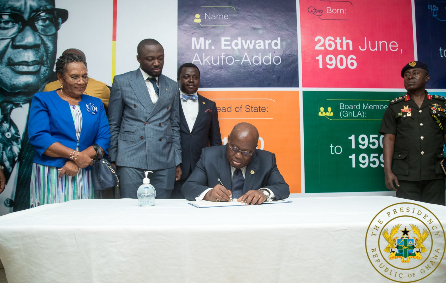 Akufo-Addo commissions library in honour of his father - Adomonline.com
