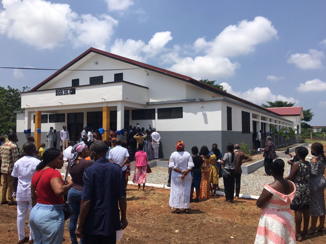 New canteen commissioned for University Basic School - Adomonline.com