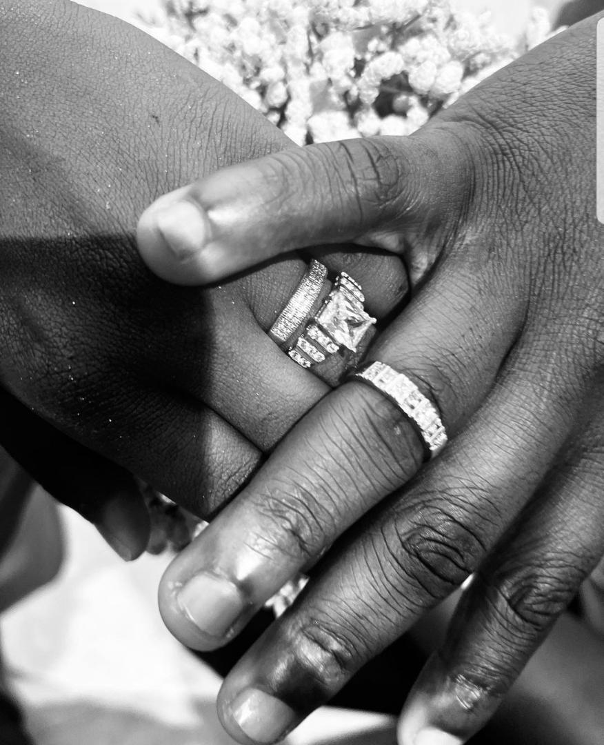 Singer Teni dazzles in luxurious wedding gown [Video] - Adomonline.com