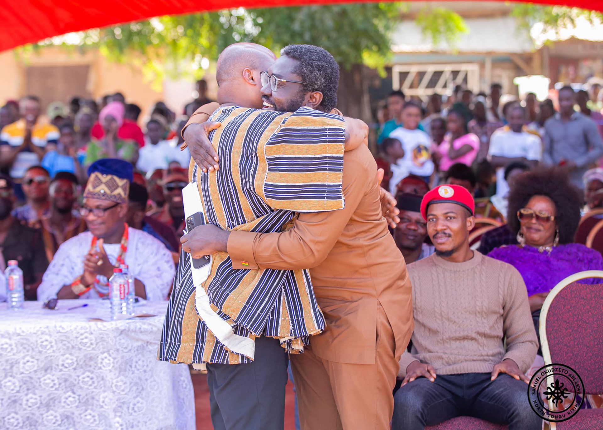 The famous prodigal son is home - Okudzeto says in photos with Barker ...