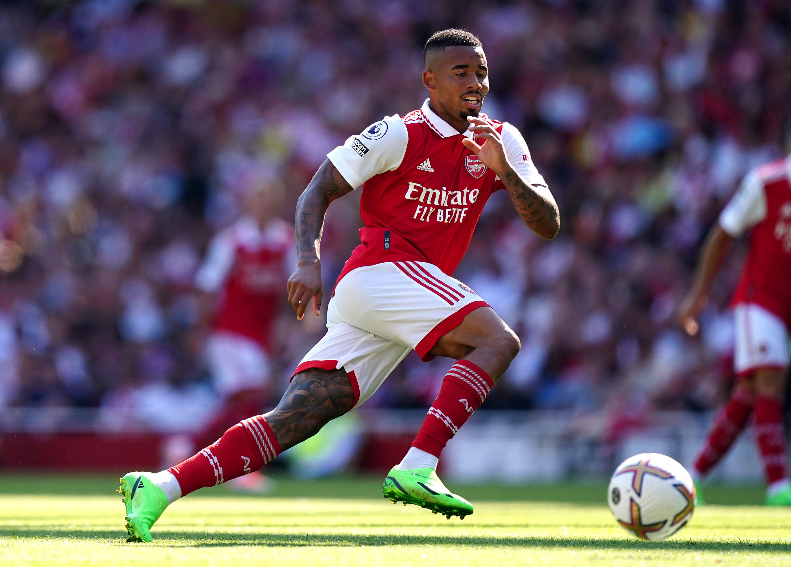 Premier League: Chelsea travel to Southampton as Arsenal host
