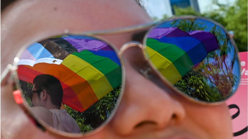 Singapore To End Ban On Gay Sex