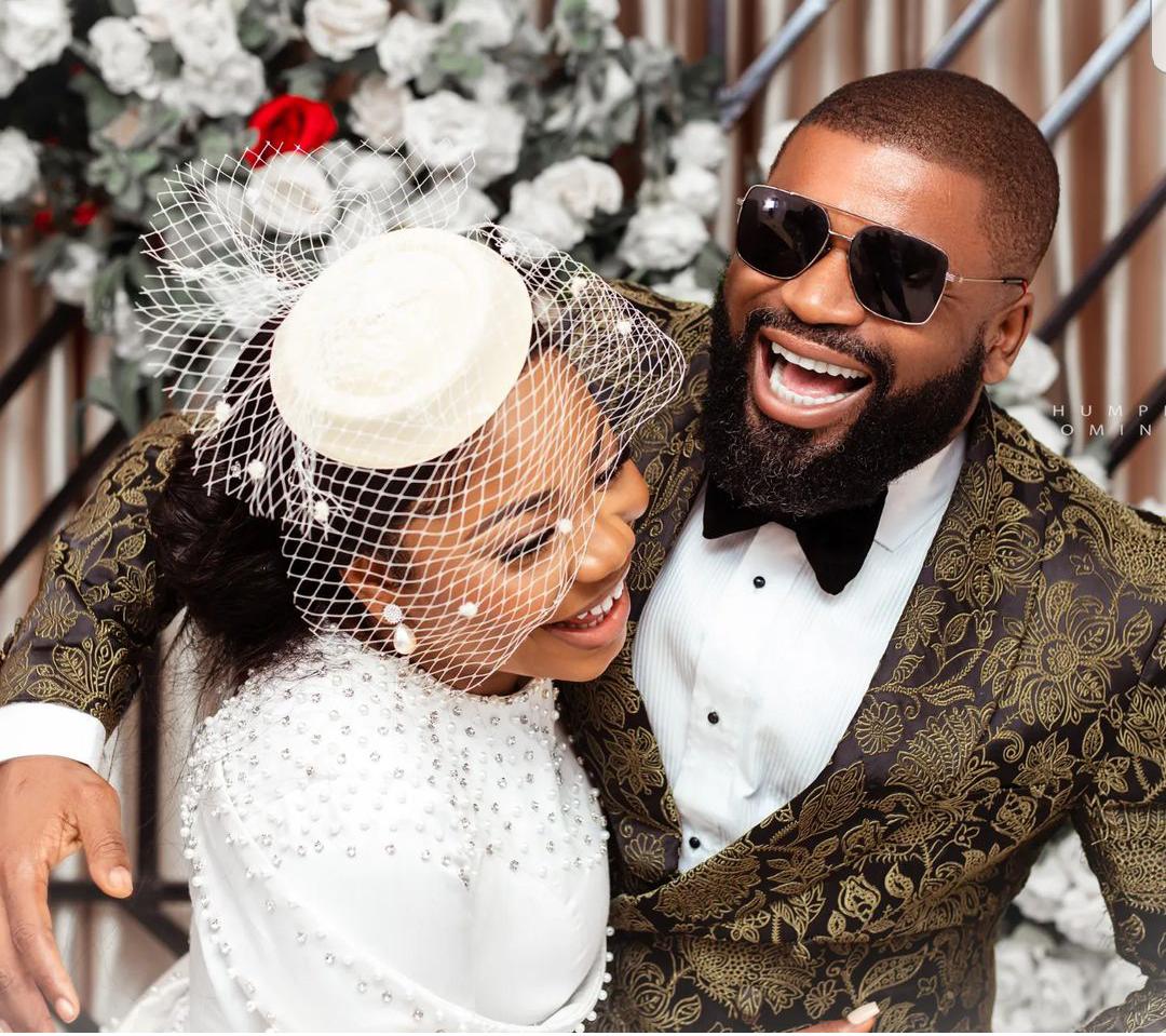 Mercy Chinwo's star-studded court wedding causes stir - Adomonline.com