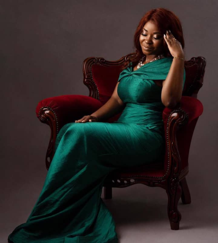 Major Mahama’s wife marks birthday with stunning photos - Adomonline.com