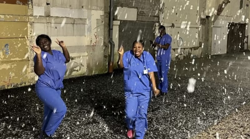 Ghanaian nurses in Belfast dance in snow as they see it for the very ...